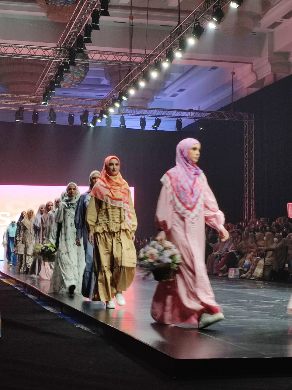 Gelar Annual Fashion Show 2022, Si.Se.Sa Tampilkan Motif dan Monogram ...